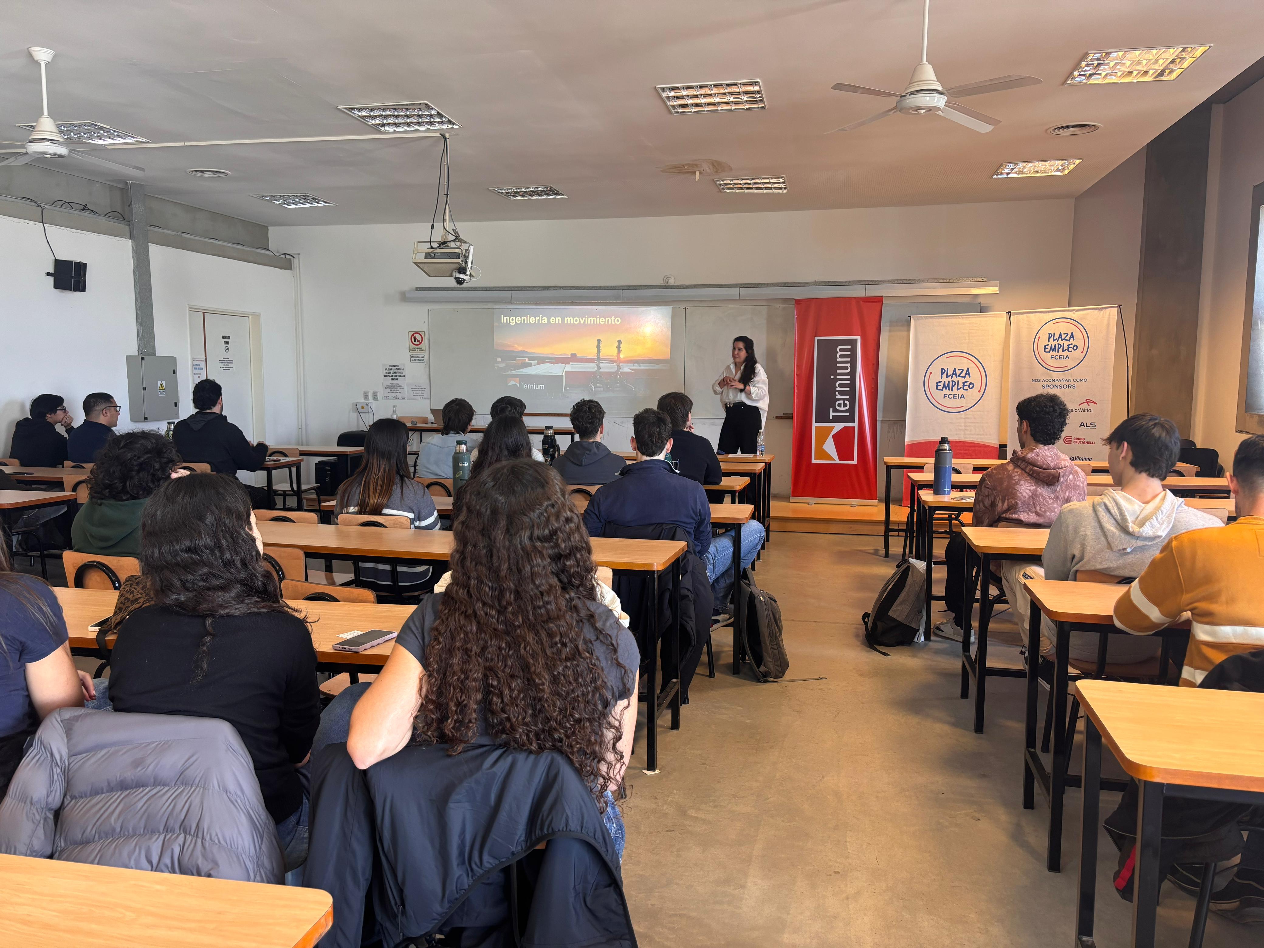 Plaza Empleo: el compromiso de Ternium con los futuros profesionales
