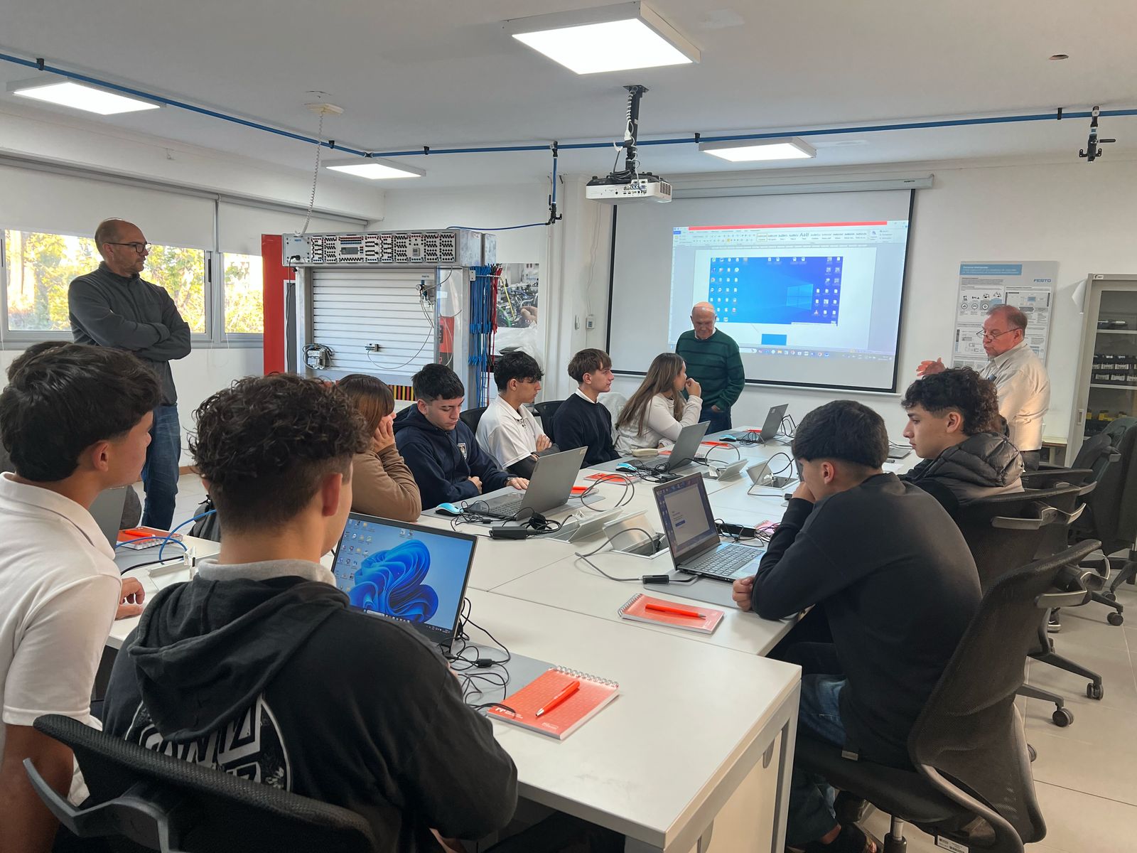Comenzó una nueva capacitación FESTO